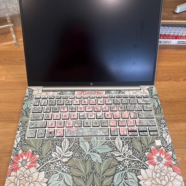 Hp Laptop Skin, Simple White Aesthetic Flower Design Personalized Vinyl ...