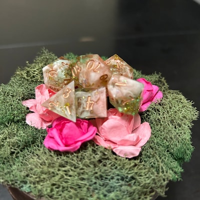 Victorian Rose Dice Set Rose Dice Floral Dice Handmade Resin Dice Set ...