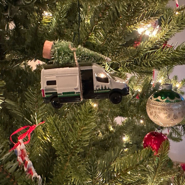 Mercedes Benz Sprinter Camper Van Carrying Christmas Tree Christmas ...