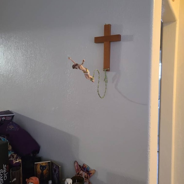 The Original Bunjesus - Bungee Jumping Jesus - Etsy
