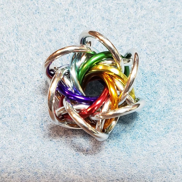 Tutorial: Moorish Rose Bracelet With a Seamless Triskeles Pattern - Etsy