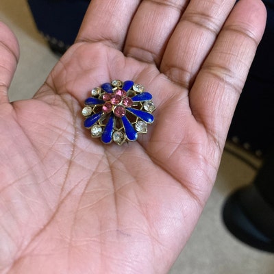 Vintage Stratton Compact With Madonna and Child Centerpiece, Stratton ...