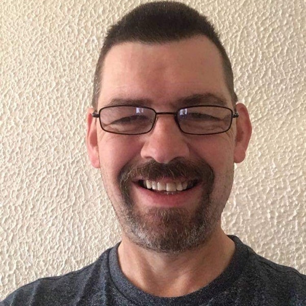 The Office american Dunder Mifflin Novelty ID Card Prop James Halpert ...