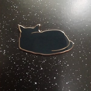 Brown Tabby Cat Pin / Cat Lover Gift / Enamel Cat Pin / Cute - Etsy