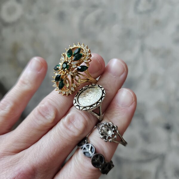 Mystery Ring Treasure Hunt Lot Fashion Jewelry Surprise Pack for Resale ...