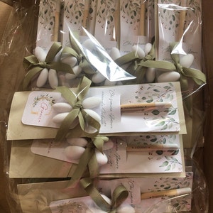 BOMBONIERA ECOLOGICA con matita piantabile mod. albero della vita con ...