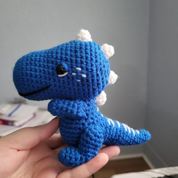 PATTERN: Viktor the Velociraptor - Crochet Raptor Pattern - Amigurumi ...
