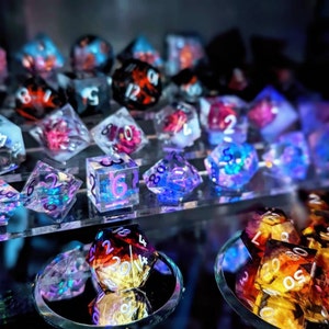 Wooden Wall Mounted Dice Holder and Display for Standard TTRPG Dice Set ...