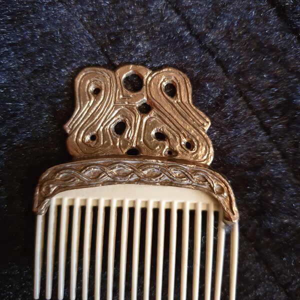 Viking Comb With Knot Pattern Y-31 - Etsy