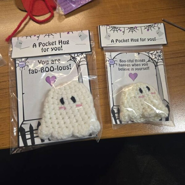 Ghost Hug Crochet Pattern + Printable Cards & Gift Bag Toppers (26 ...