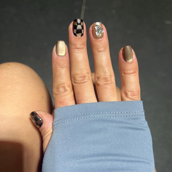 Checker Board Cat Eye Press on Nails: Hand Painted Reusable Fake Nails ...