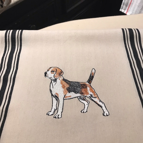 Beagle Dog Embroidery Design / INSTANT DOWNLOAD 4 Big Sizes - Etsy