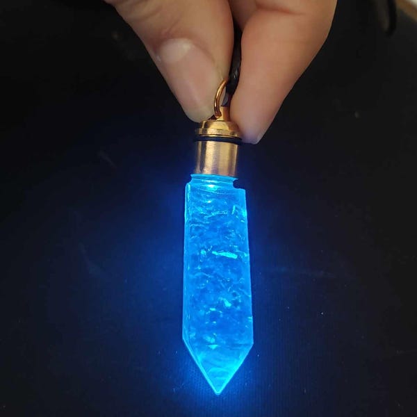 Disney's Atlantis the Lost Empire Kida Crystal Handcrafted Glowing ...