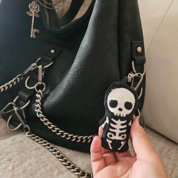 Skeleton Squishy Keychains Halloween Skull Mini Plush Keychain for ...