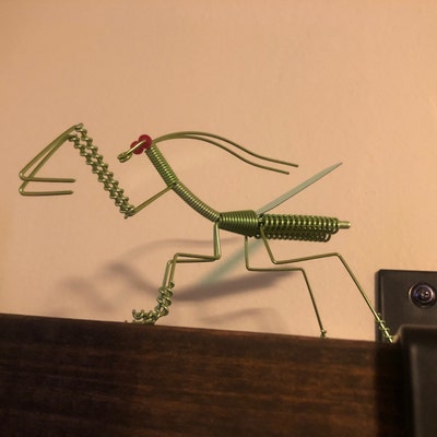 Metal Praying Mantis Statue Sculpture Ornament, Wire Sculpture Art ...