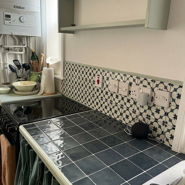 Moss Green Tile Decals - Self-adhesive Wall & Floor Tile Stickers ...