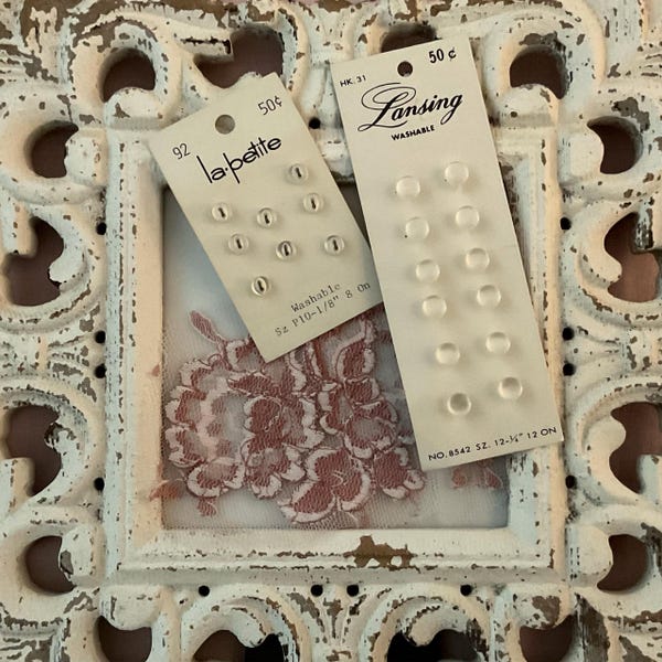 Large Dyed MOP Buttons on Vintage Bluebird Card - Etsy