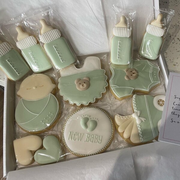 Personalised New Baby Iced Biscuits, Set of 12 Baby Shower Biscuits ...