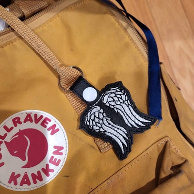 Daryl Wings Keychain TWD Embroidered Key Fob Zipper Pull Vinyl ...