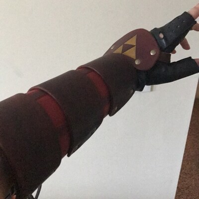 Ocarina of Time Gauntlets With Triforce Leather Armor Hylian Gauntlets ...