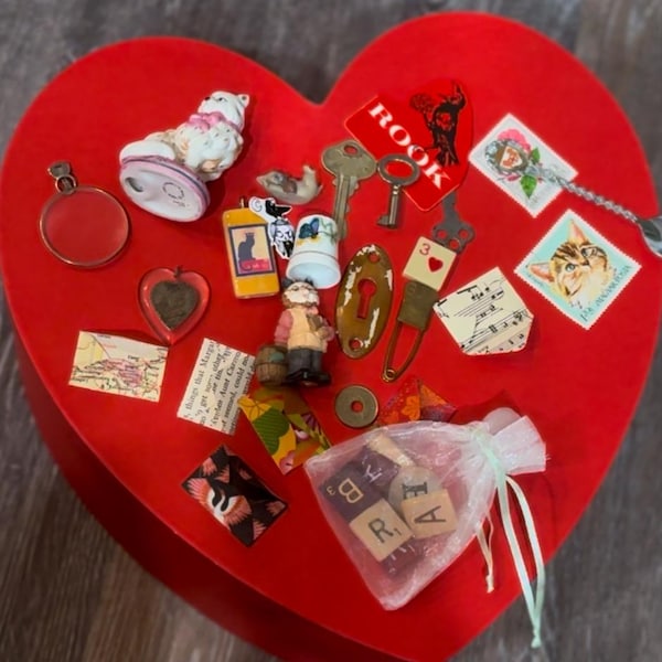 Vintage and Odd Trinkets, Crow Confetti, Mystery Scoop, Trinket Scoops ...