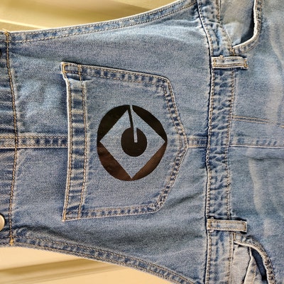 Gru's Minion Overall Logo Vinyl Iron-on Decal - Etsy