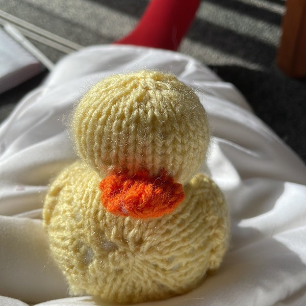 Rubber Ducks Knitting Pattern - PDF - Cute Rubber Duckies! Easy ...