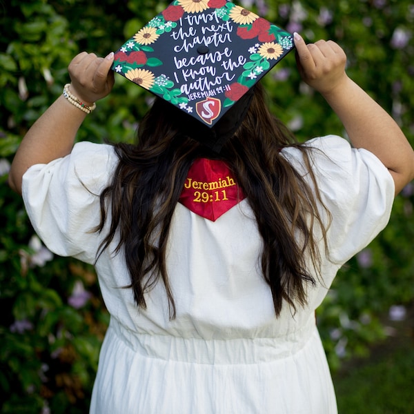 Hand Painted Grad Cap Toppers | Fully Custom - Etsy