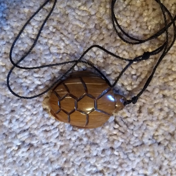 Hand-carved Wood Turtle Necklace - Etsy