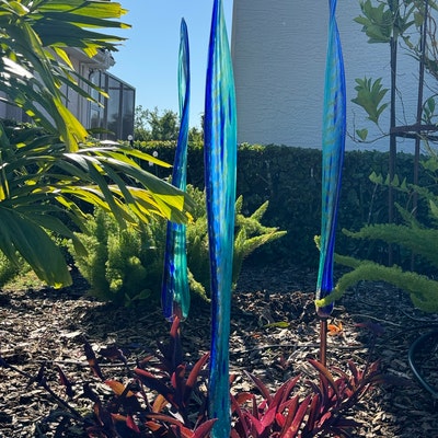 Hand Blown Glass Garden Leaf Art Handmade Teal Glass Leaf. - Etsy