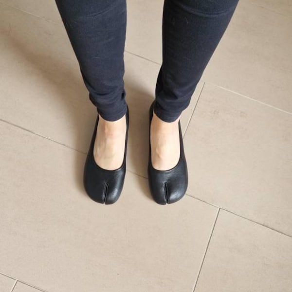 Classic Lace up Women Tabi Loafers | Thick Heel Split Toe Tabi Loafer ...