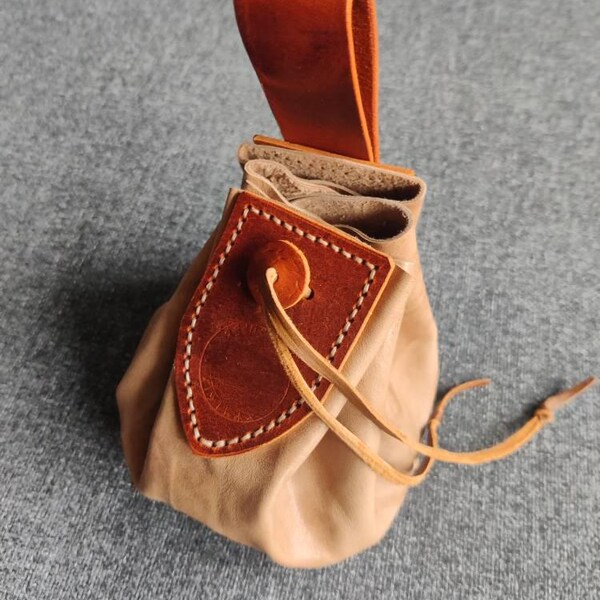 Handmade Leather Coin Pouch – Medieval Belt Bag – LARP Dice Pouch ...