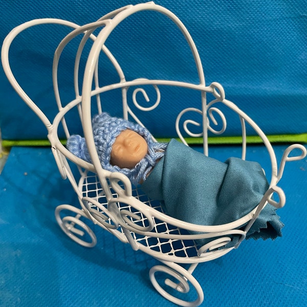 Un-decorated White Wire Mini Carriage Stroller for Baby Showers ...