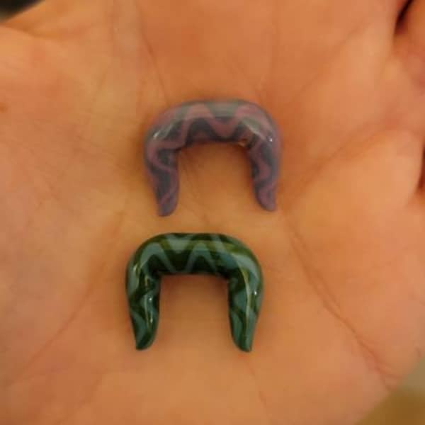 1 Pair (2 Pieces) Solid Pink Pinchers Spirals Glass - Etsy