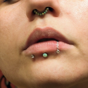 Vertical Labret Piercing Chain, Piercing Chain, Lip Piercing, Lip ...