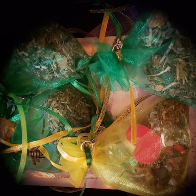 Money Mojo Gris Gris Bag. Attract Prosperity, Abundance, Cash ...