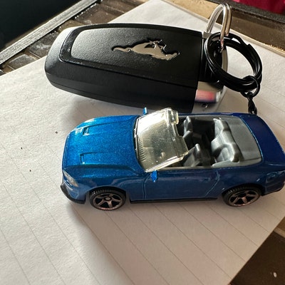 Nissan Skyline GT-R R34 Keychain, Diecast Car Keychain - Etsy
