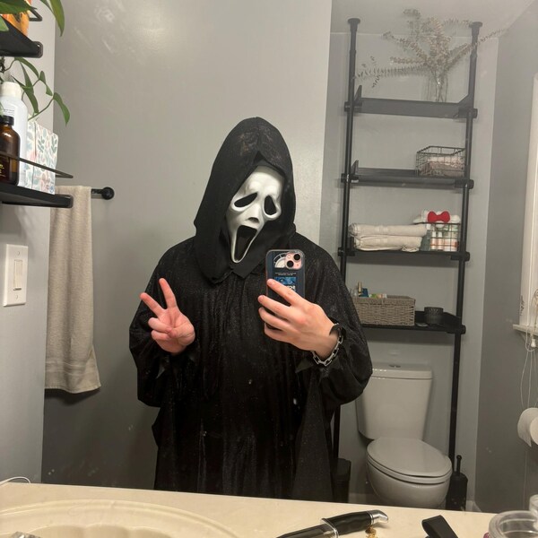 SCREAM 6 Movie Sparkle Robe, Ghostface Hooded SCREAM Robe, Ghostface ...