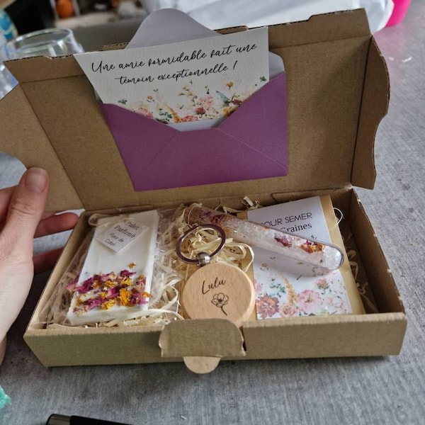 Broche coeur message personnalisé. Cadeaux d'invités pour mariage ...