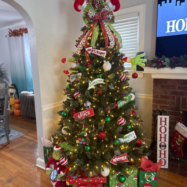 Extra Large Grinch Christmas Tree Topper, Large Grinch Bow, Decorated ...