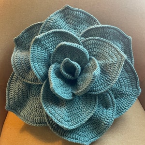 Crochet Polka Dot Begonia Plant Pattern Photo Tutorial Crochet Plant ...