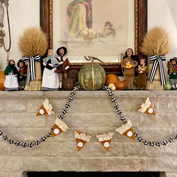 Felt Pumpkin Pie Garland: Thanksgiving Fall Decor, Felt Pies With Whip ...