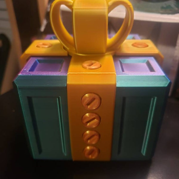 CUSTOM Annoying Gift Box - 3D Printed Funny Prank Surprise Box (20 ...