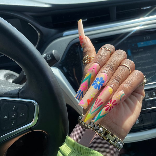 Kaws Press on Nails Milky White Nails XL XXL XXXL Trendy Nails Black ...