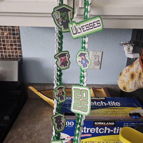 Princess Graduation Lei - Etsy