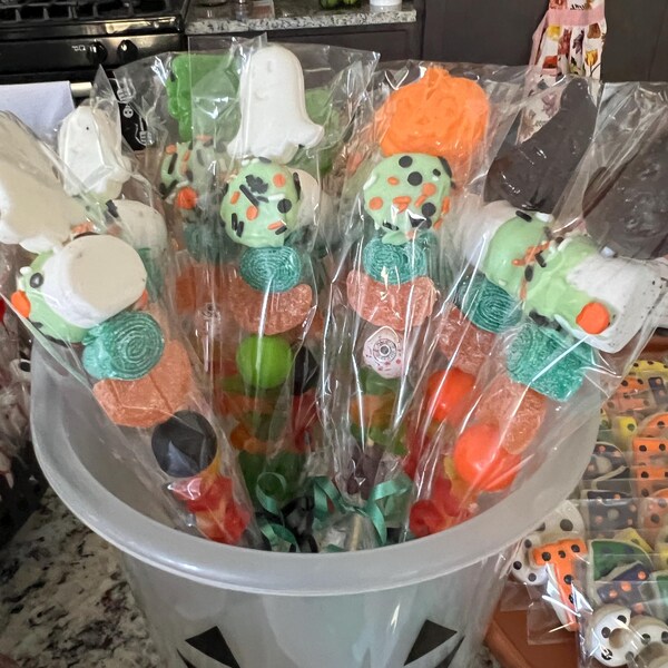 10 Halloween Candy Kabobs |handcrafted in Maine| Holiday Party Favors ...