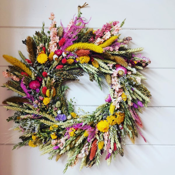 Spring Wreath Making Kit With Dried Flowers. DIY Seasonal Door Wreath ...