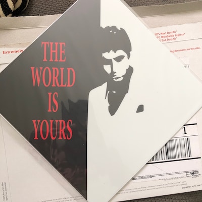 Grad Cap Topper the World is Yours Scarface , Graduation Cap ...