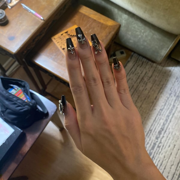 Shimmering Cat-eye Tip Nails With 3D Butterfly/coffin Fake Nails With ...