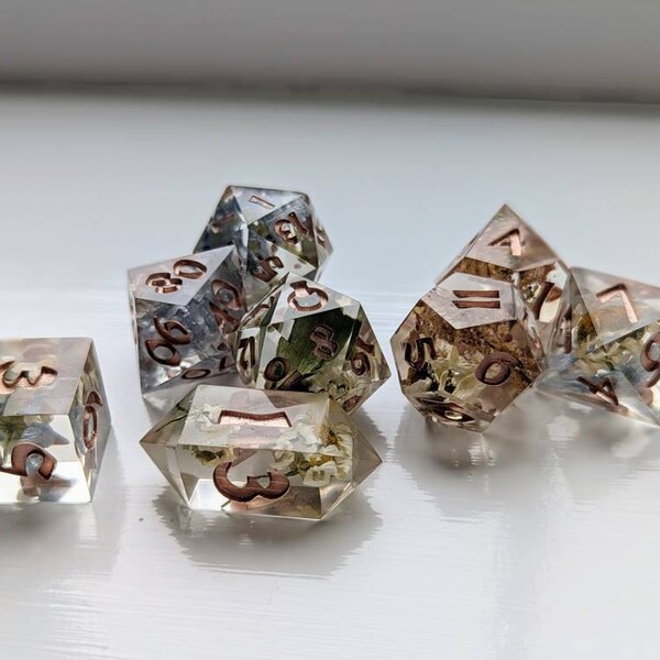 Wedding Flower Dice Set | Custom 20-sided Dice Set | Dried Flower ...